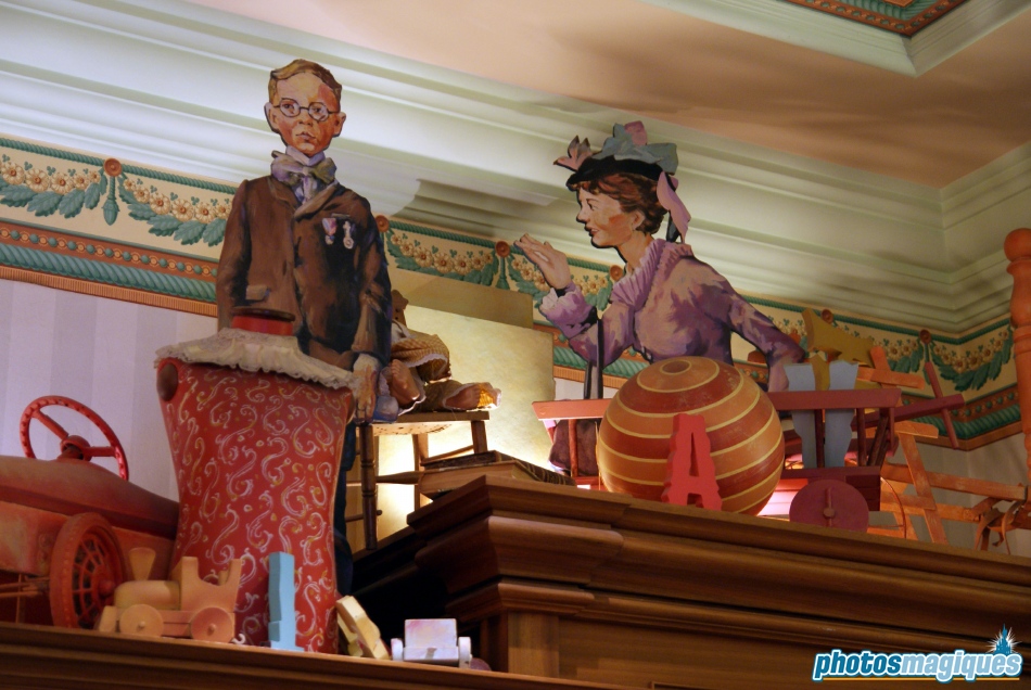 Disney Clothiers, Ltd. – Photos Magiques