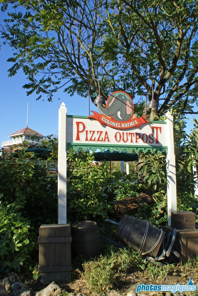 Colonel Hathi’s Pizza Outpost – Photos Magiques