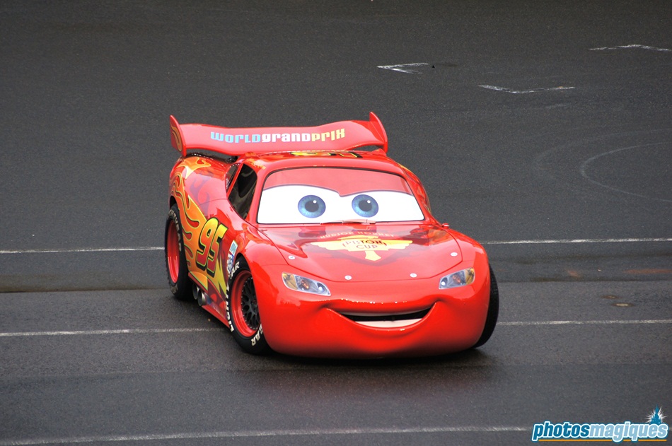 Moteurs… Action! Stunt Show Spectacular – Photos Magiques