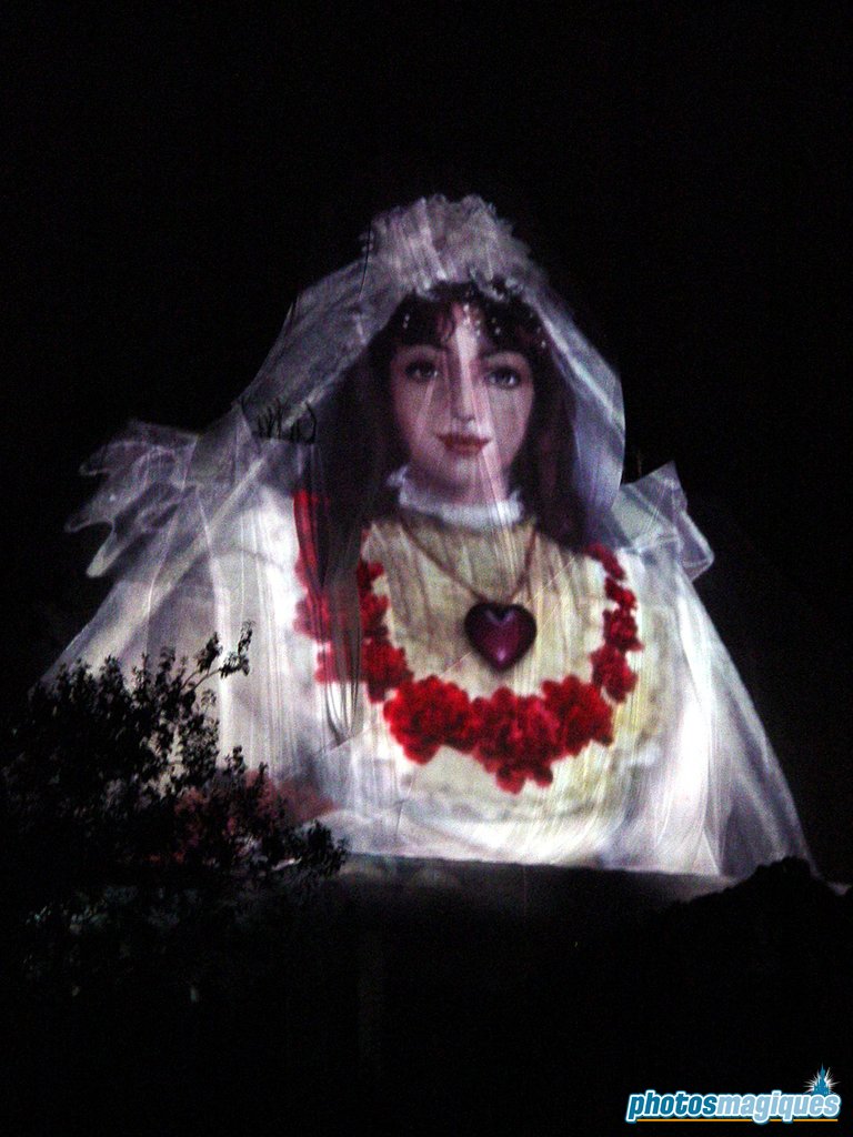 Throwback Thursday: The Phantom Wedding – Photos Magiques