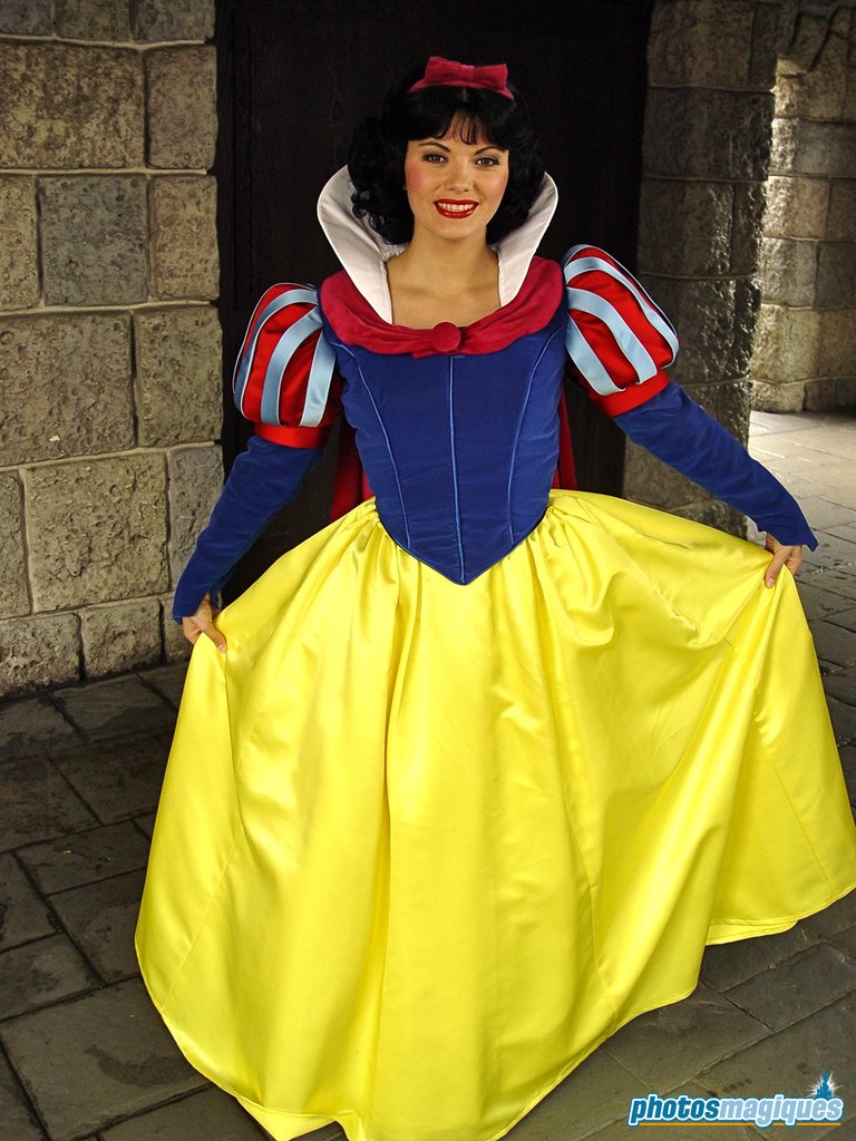Snow White and the Seven Dwarfs – Photos Magiques