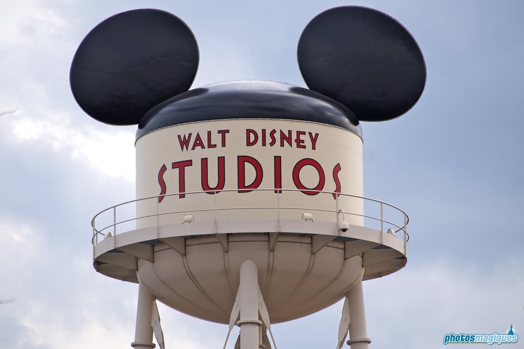 The new face of Earffel Tower – Photos Magiques