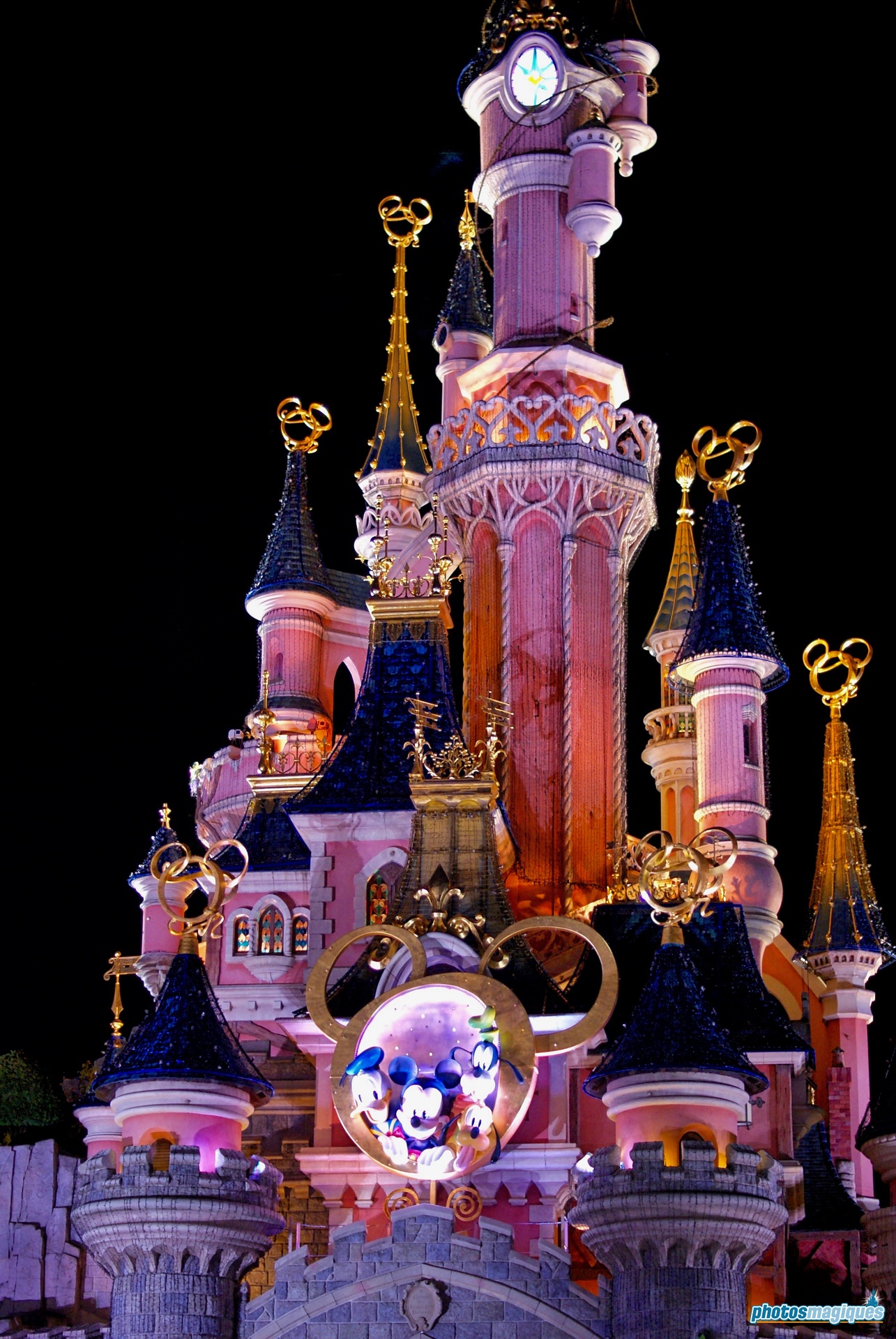 Mickey’s Magical Party decorations – Photos Magiques